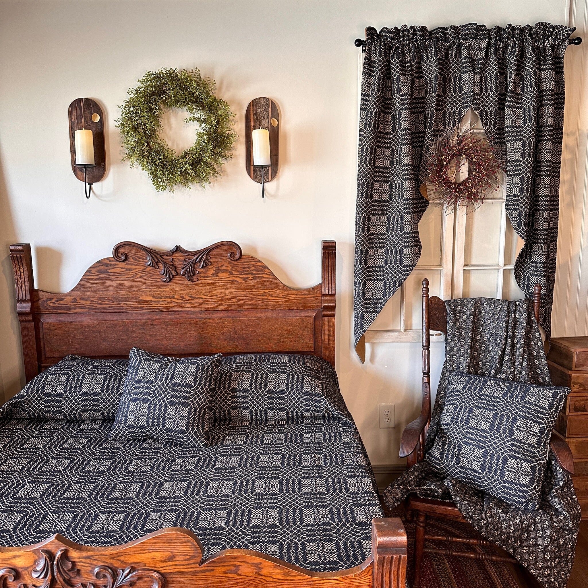 Nantucket Black and Tan Bedding