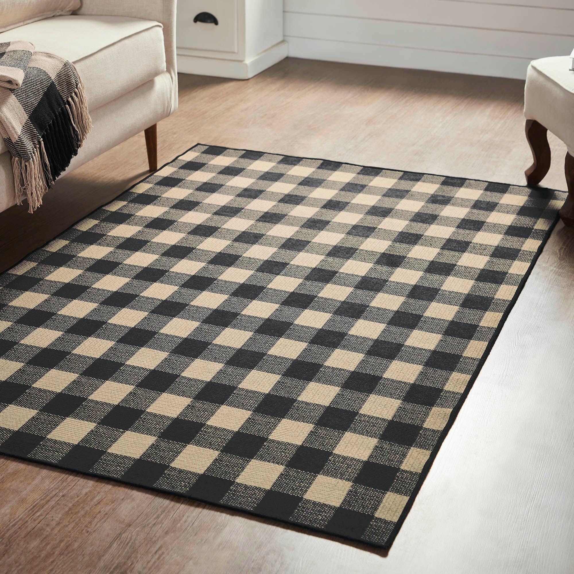 Black Check Indoor/Outdoor Rectangle Rug 4x6'