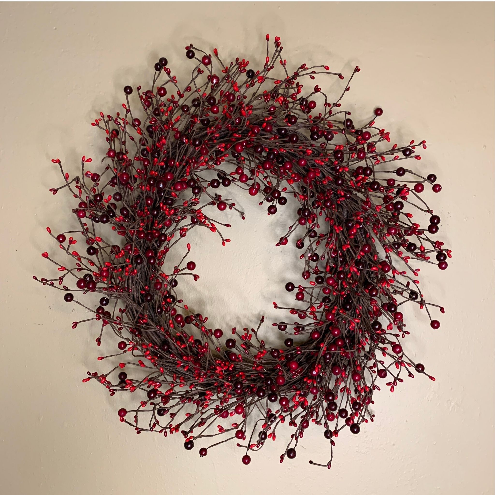 20" Country Berry Wreath | Primitive Star Quilt Shop